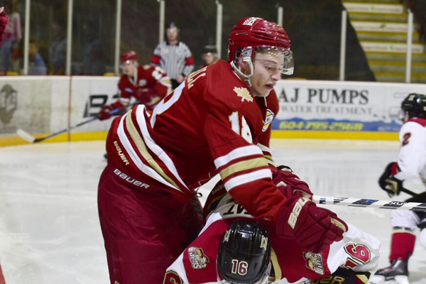 Chiefs edge Warriors in overtime | Chilliwack Chiefs